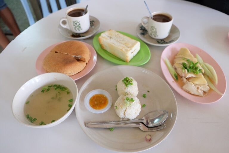 Choon Guan Coffee Shop 偆園茶餐室室1956 @ Pandamaran, Klang - I Come, I See ...