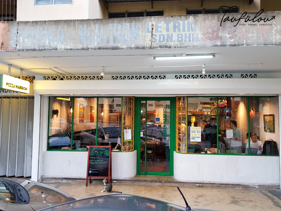 Pizza Mansion @ Happy Mansion, Section 17 - I Come, I See, I Hunt and I ...