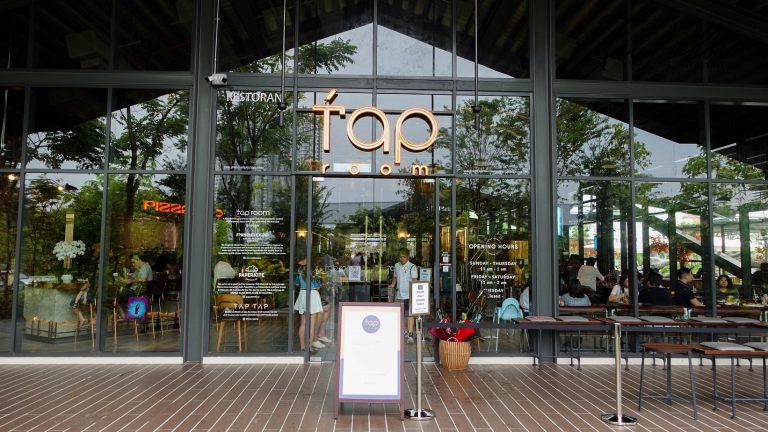 Tap Beer At Bamboo Hill, KL - I Come, I See, I Hunt and I Chiak